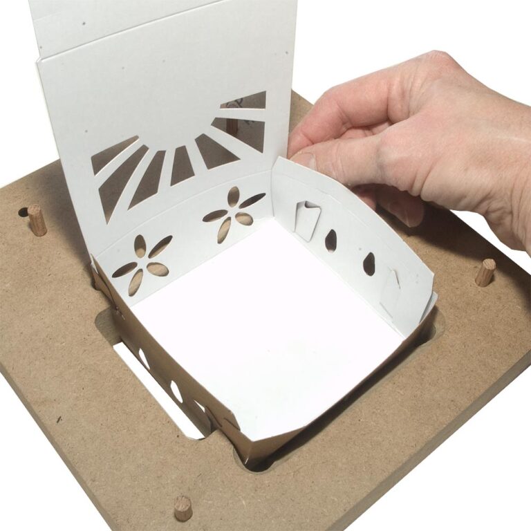 Sustainable Produce Packaging 4 Folding Fixtures